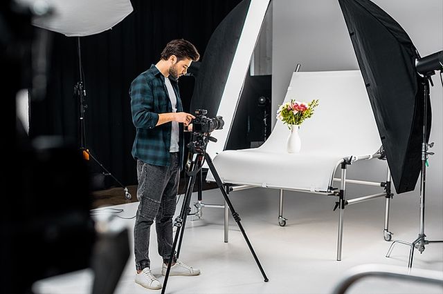 How to Setup a Photography Studio - A Complete Guide